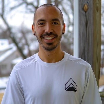 Nick Aguila headshot